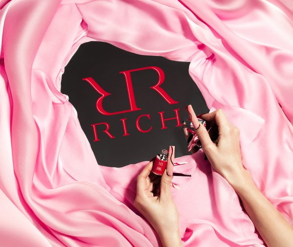 Rich nails